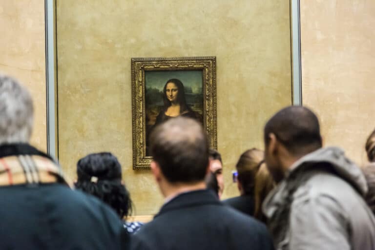 Top 10 Surprising Secrets Hidden Within the Louvre Museum | Walks in Europe